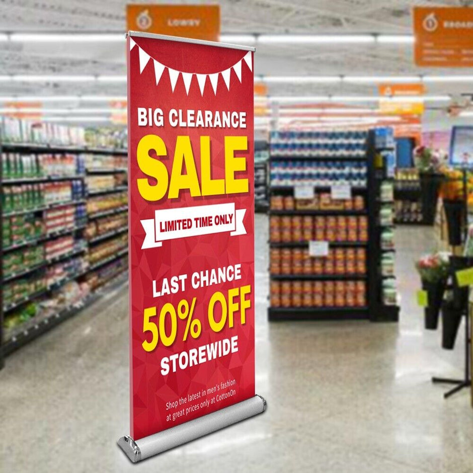 Retractable Banner Stands – Displayfactory